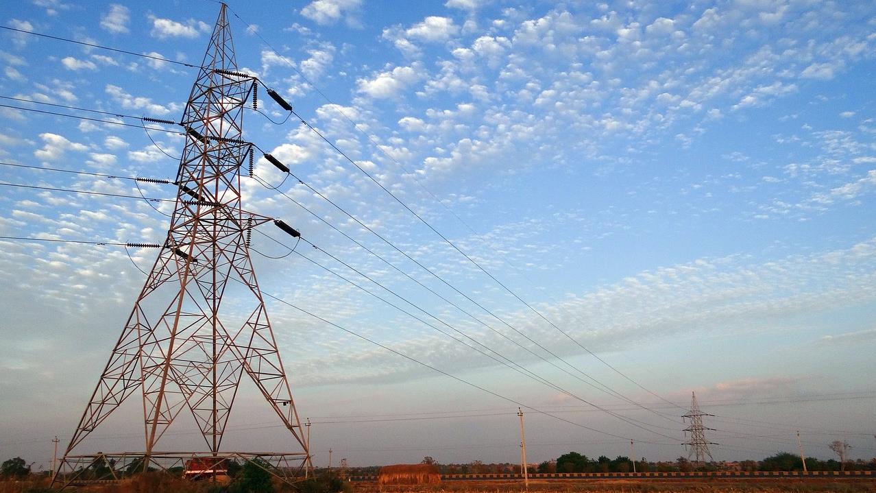 MEED | Saudi firm wins Neom power transmission line
