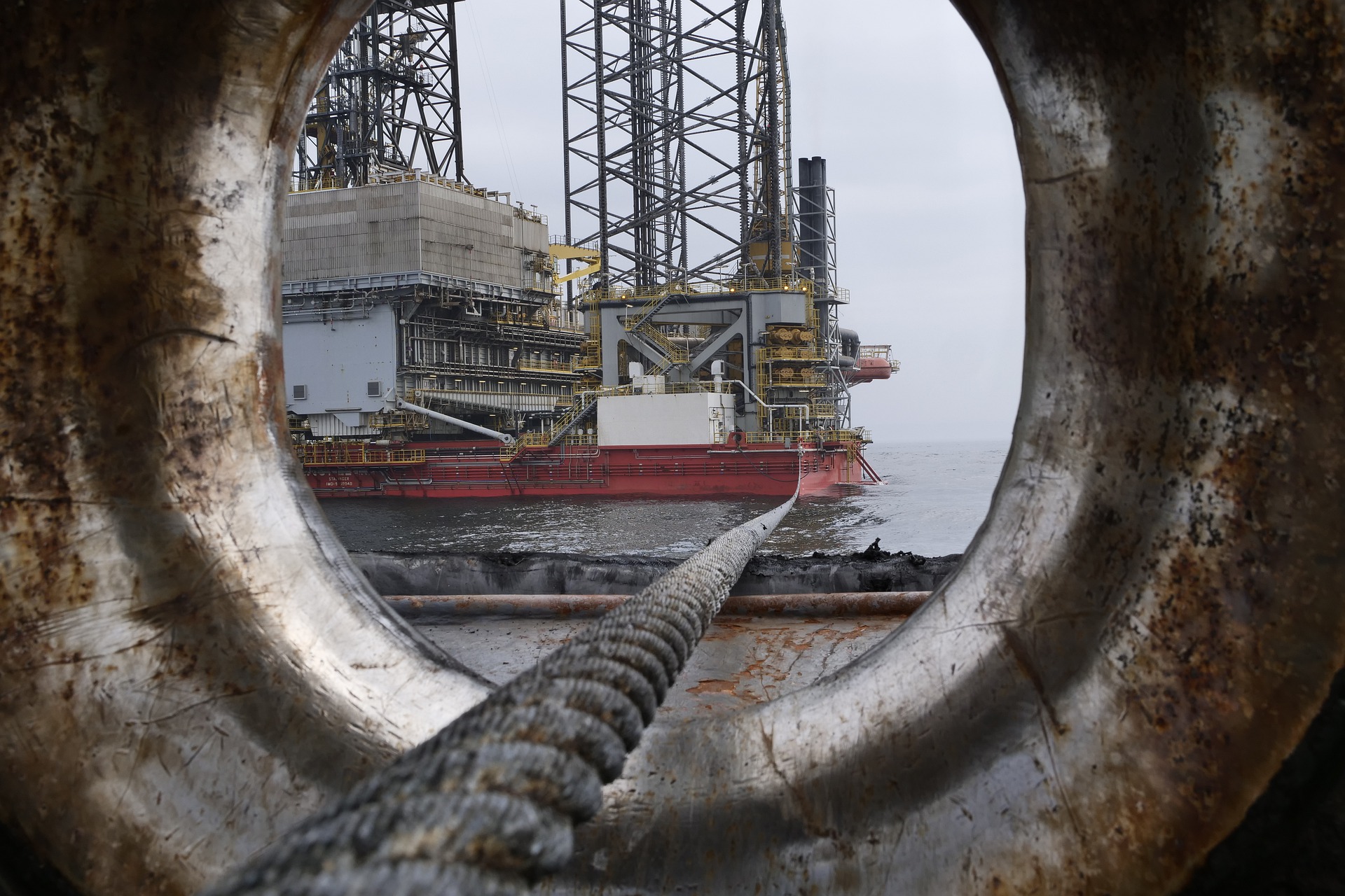 MEED | Firms submit bids for Abu Safah field pipeline