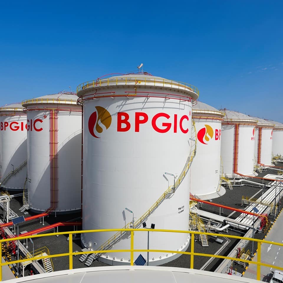MEED | UAE firm signs oil storage offtake contracts